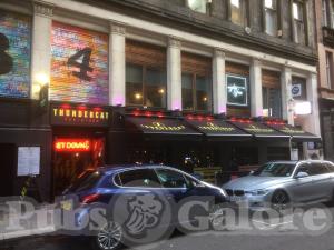 Thundercat in Glasgow : Pubs Galore
