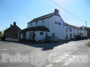 The Fourways Inn in St. Minver (near Wadebridge) : Pubs Galore
