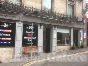 The Courtyard Bar in Hamilton : Pubs Galore