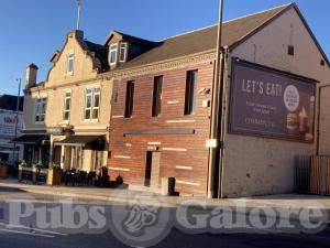 The Commercial Hotel in Wishaw : Pubs Galore