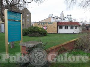 The Linden Inn in Braehead, Stirling : Pubs Galore