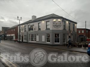 Y Pentan in Mold : Pubs Galore