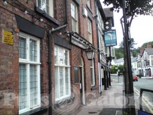 The Dolphin Inn & Hotel in Mold : Pubs Galore