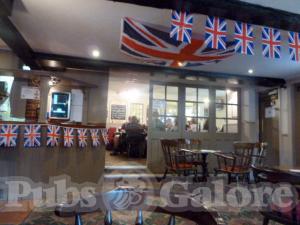 The Monument in Whitstable : Pubs Galore