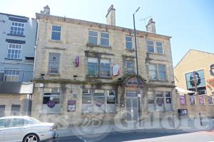 32 in Barnsley : Pubs Galore