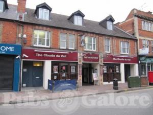 The Claude du Vall (JD Wetherspoon) in Camberley : Pubs Galore