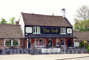 The Bull in Barkham (near Wokingham) : Pubs Galore