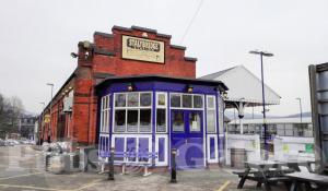 Stalybridge Station Buffet Bar in Stalybridge : Pubs Galore