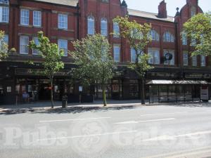 The Furness Railway (JD Wetherspoon) in Barrow Town Centre, Barrow-In ...