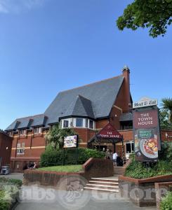 The Town House in St. Annes Town Centre, Lytham St. Annes : Pubs Galore