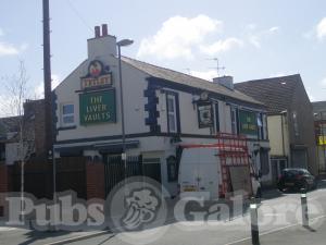 Liver Vaults in Liverpool : Pubs Galore