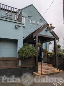 Fingerpost in Pelsall (near Walsall) : Pubs Galore