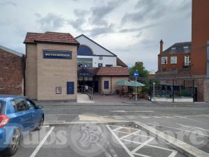 The Ash Tree (JD Wetherspoon) in Ashton Central, Ashton-Under-Lyne ...