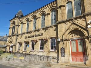 The Richard Oastler (JD Wetherspoon) in Brighouse : Pubs Galore