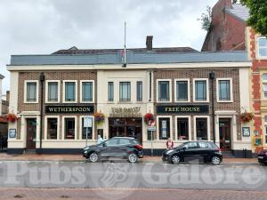 The David Protheroe (JD Wetherspoon) in Neath : Pubs Galore
