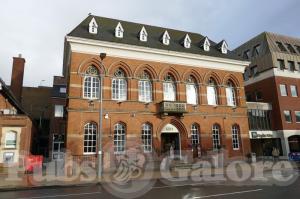 Yates in Solihull : Pubs Galore