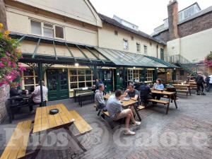The Crown (JD Wetherspoon) in Worcester : Pubs Galore