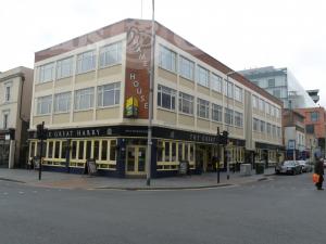 The Great Harry (JD Wetherspoon) in Woolwich, SE18 : Pubs Galore