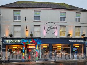 The Chantry in Chichester : Pubs Galore