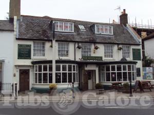 The White Hart in Littlehampton : Pubs Galore