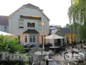 The Belvedere Arms in Sunninghill (near Ascot) : Pubs Galore
