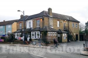 Crouch Oak in Addlestone : Pubs Galore