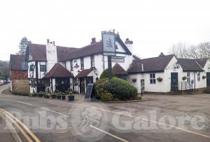 The Old Bell in Oxted : Pubs Galore