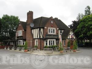 The Retreat in Staines Upon Thames : Pubs Galore