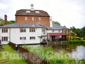 The Mill in Elstead (near Godalming) : Pubs Galore
