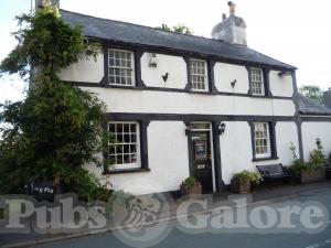 Tafarn Y Plu (Feathers Inn) in Llanystumdwy (near Criccieth) : Pubs Galore