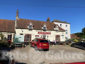 The Hill House in Happisburgh (near Norwich) : Pubs Galore