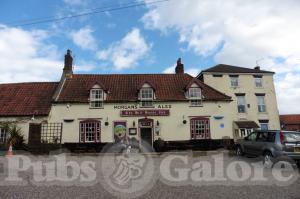 The Hill House in Happisburgh (near Norwich) : Pubs Galore