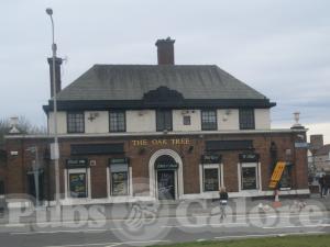 The Oak Tree in Huyton (near Liverpool) : Pubs Galore