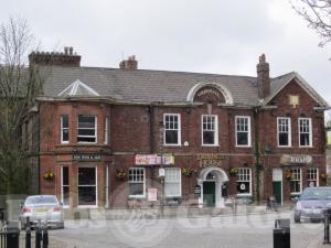 The Deanes House in Prescot : Pubs Galore