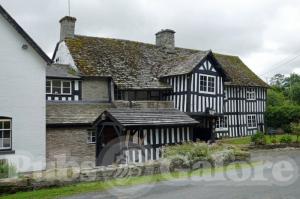 The Rhydspence Inn in Whitney on Wye (near Hereford) : Pubs Galore