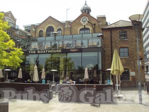 The Boathouse in Putney, SW15 : Pubs Galore