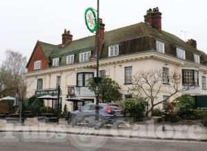 The Royal Anchor in Liphook : Pubs Galore