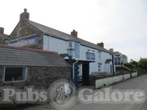 The Halzephron Inn in Gunwalloe (near Helston) : Pubs Galore