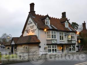 The Halfway Inn in Halfway (near Newbury) : Pubs Galore