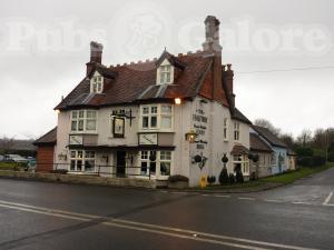 The Halfway Inn in Halfway (near Newbury) : Pubs Galore