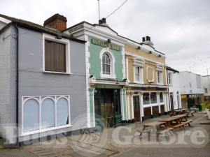 The Butler in Reading : Pubs Galore