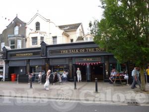 The Talk of the Town (JD Wetherspoon) in Paignton : Pubs Galore