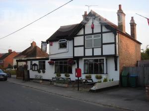 The Village Swan in Ivinghoe Aston (near Leighton Buzzard) : Pubs Galore