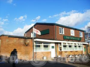 The Cottage Loaf in Debden (near Loughton) : Pubs Galore