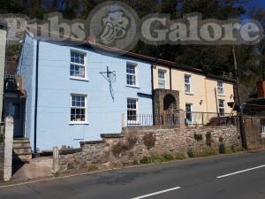 Moon & Sixpence in Tintern (near Chepstow) : Pubs Galore