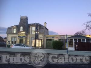 Abbotsinch in Grangemouth : Pubs Galore