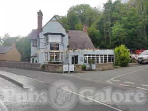 The Ffrwd in Cefn Y Bedd (near Wrexham) : Pubs Galore