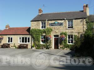 Fox & Hounds in Carthorpe (near Bedale) : Pubs Galore