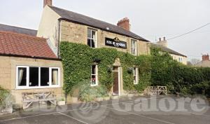Fox & Hounds in Carthorpe (near Bedale) : Pubs Galore