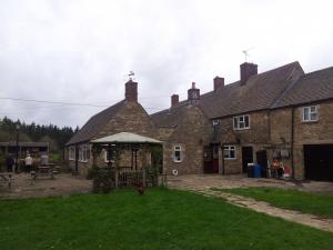 The Crown in Cerney Wick (near Cirencester) : Pubs Galore